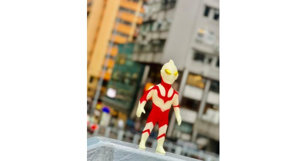 SHIN ULTRAMAN (Glows In Yellow)